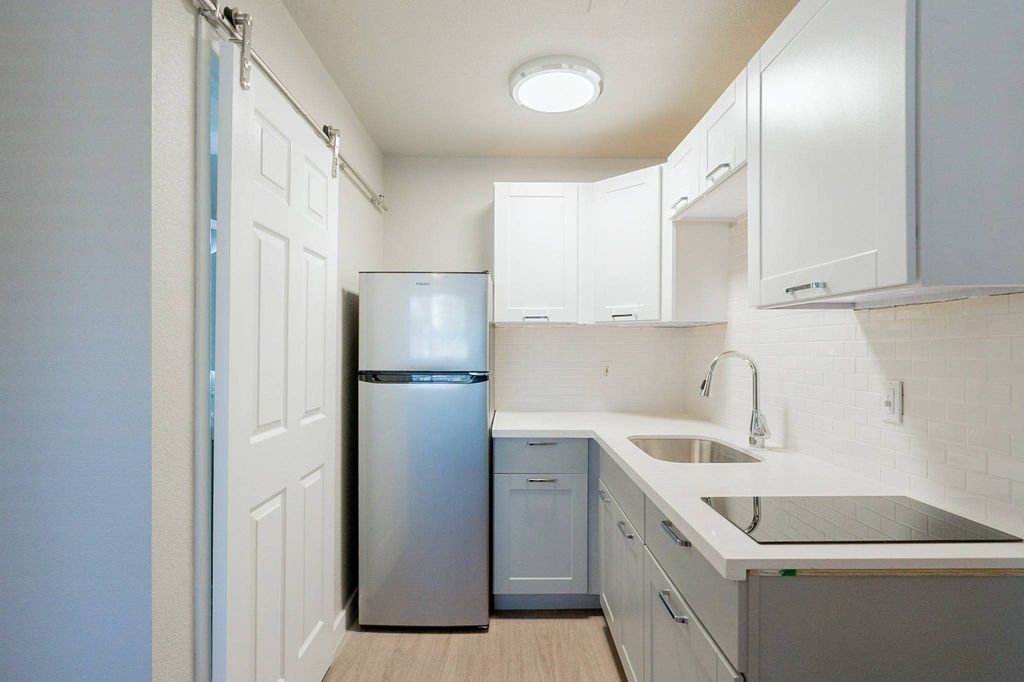 2323 E Van Buren St #F217, Phoenix, AZ 85006 - See Est. Value, Schools ...