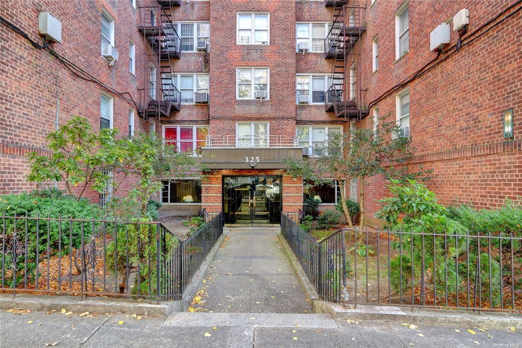 325 E 201st UNIT 6E, Bronx, NY 10458 | MLS# 3516340 | Trulia