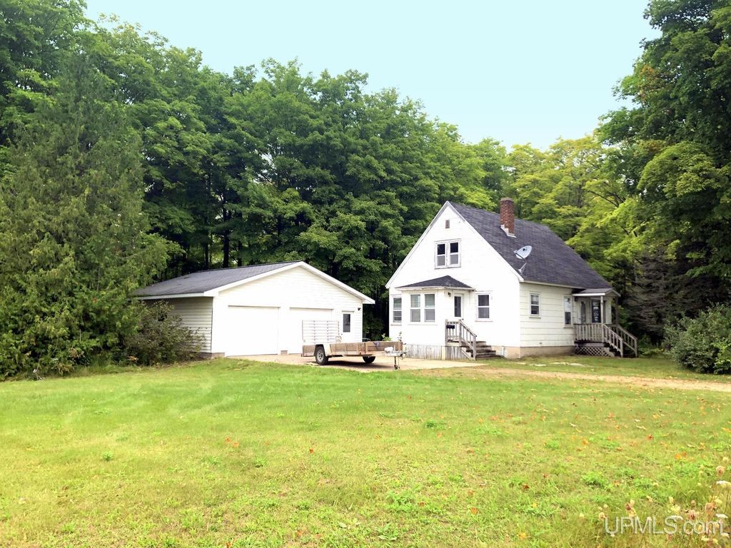 5301 N Cor #M94, Eben Junction, MI 49825 - See Est. Value, Schools & More