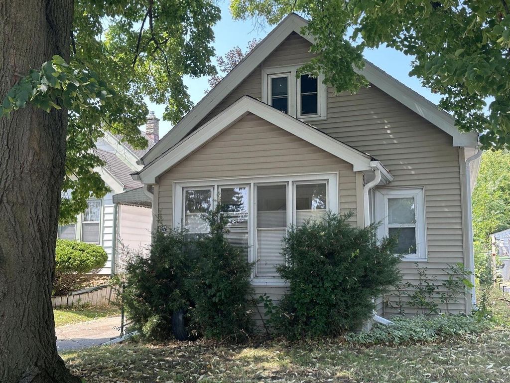 4917 North 55th STREET, Milwaukee, WI 53218 | Trulia