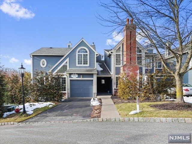265 Cambridge Dr, Ramsey, NJ 07446 - See Est. Value, Schools & More