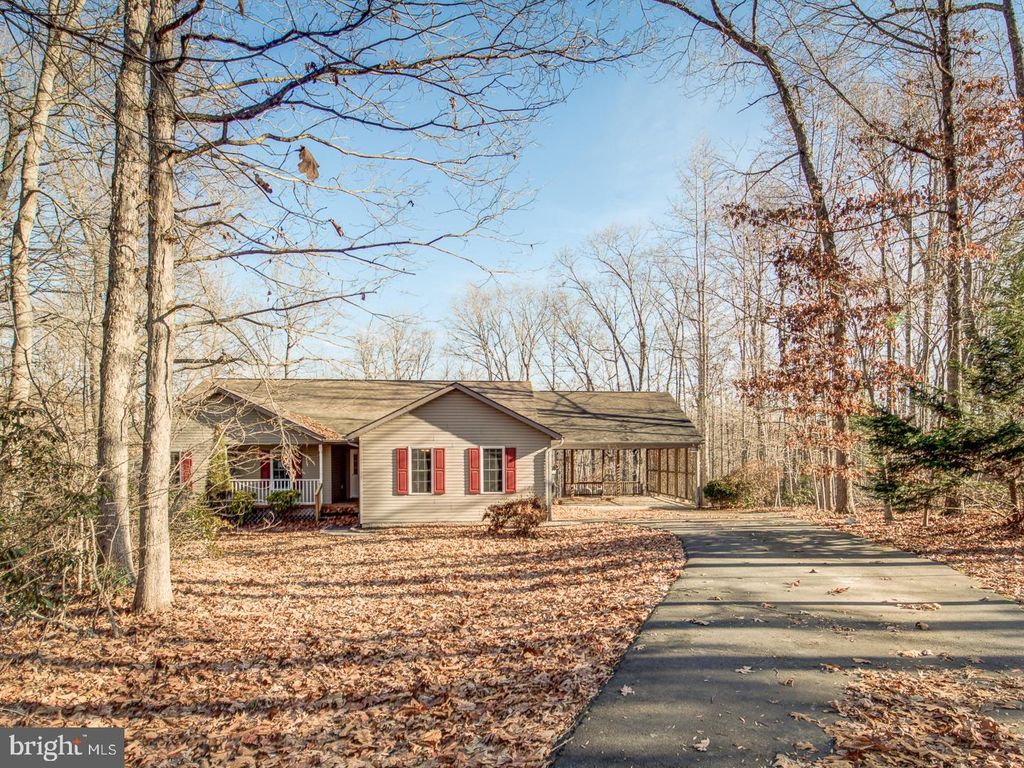 2033 Leehigh Dr, Amissville, VA 20106 - See Est. Value, Schools & More