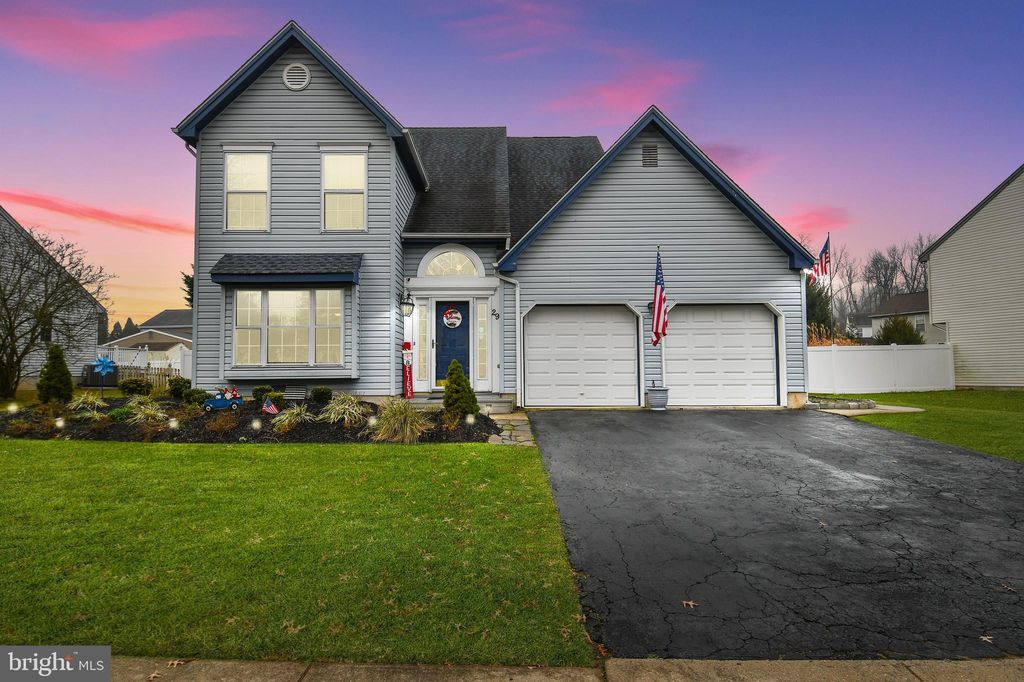 29 Vincent Dr, Burlington, NJ 08016 - See Est. Value, Schools & More