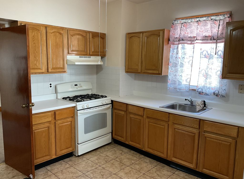 119 23rd Ave #2, College Pt, NY 11356 - See Est. Value, Schools & More