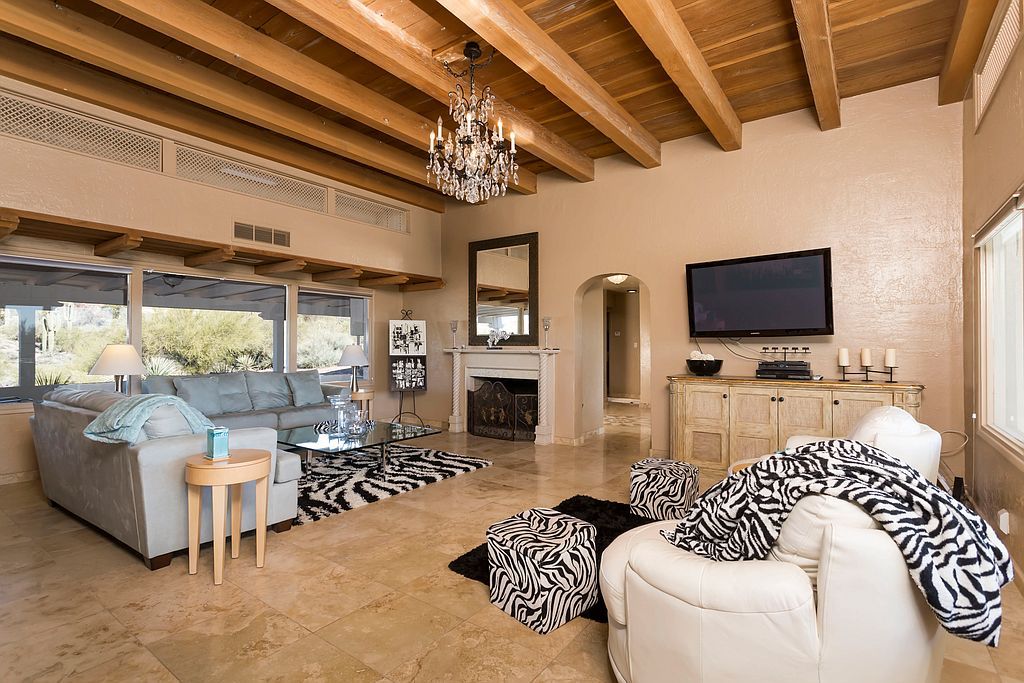 8641 E CAREFREE DR, CAREFREE , AZ 85377 - See Est. Value, Schools & More