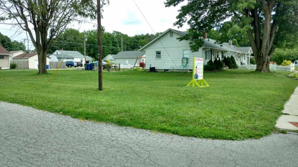 411 Poplar St, Kokomo, IN 46902 - See Est. Value, Schools & More