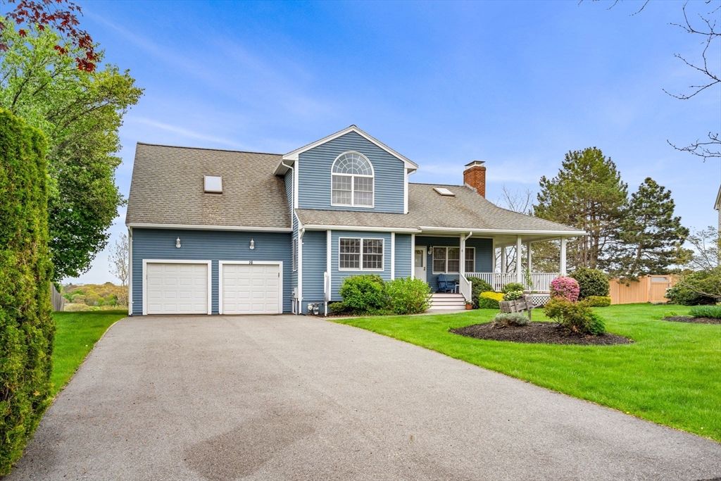 16 Lauren Ln, Lynn, MA 01904 - See Est. Value, Schools & More