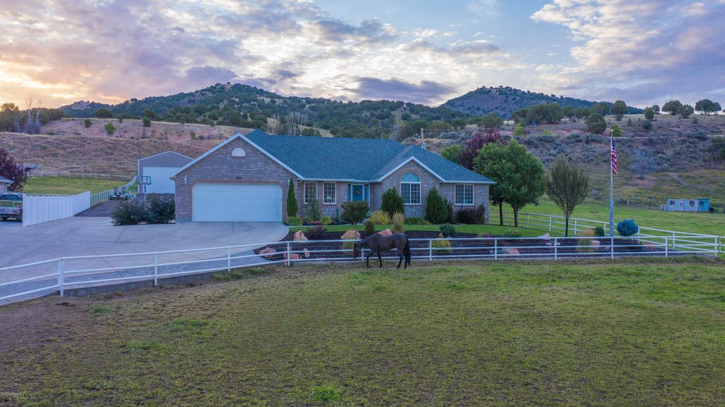 1245 S Hoytsville Rd, Coalville, UT 84017 | Trulia