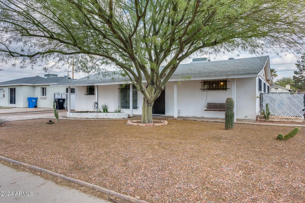 8121 N 31st Ave, Phoenix, AZ 85051 | Trulia