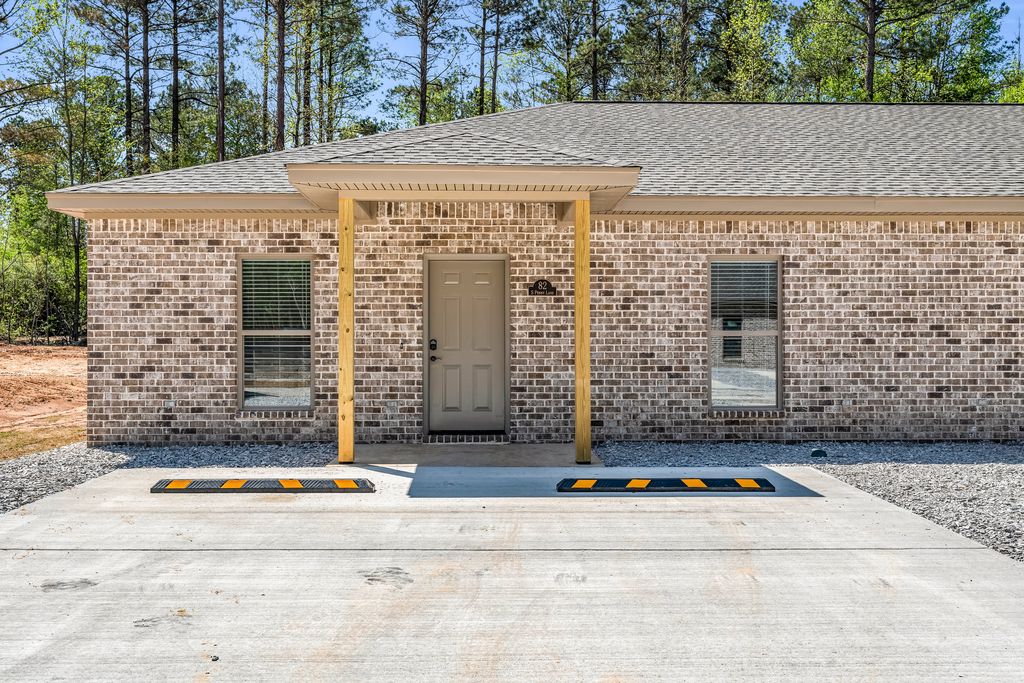 76 Imagine Ln, Caledonia, MS 39740 | Trulia