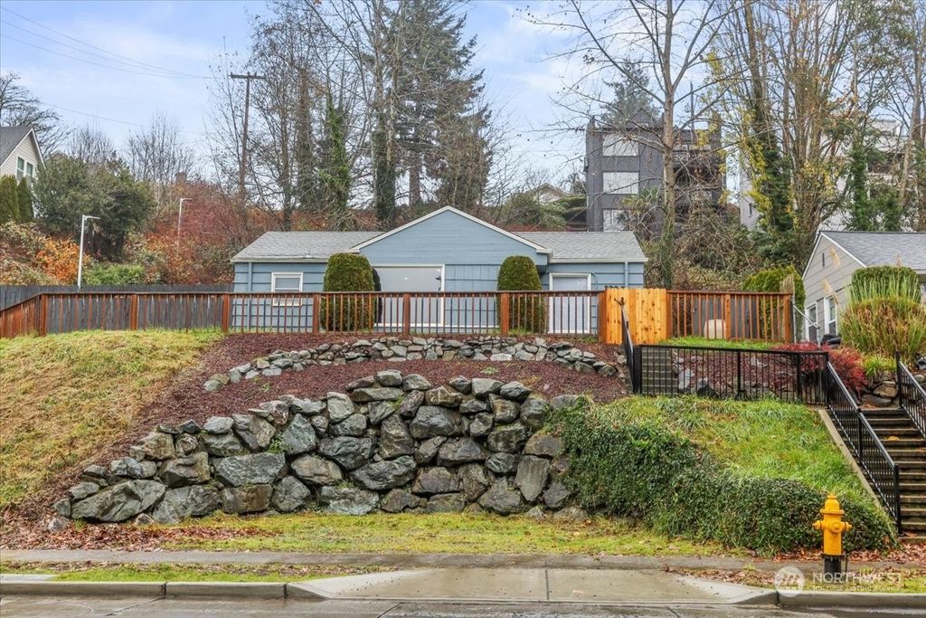 7702 SW Delridge Way, Seattle, WA 98106 | MLS# 2276168 | Trulia