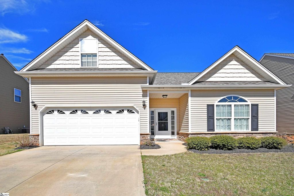 5 Norwell Ln, Greenville, SC 29605 - See Est. Value, Schools & More