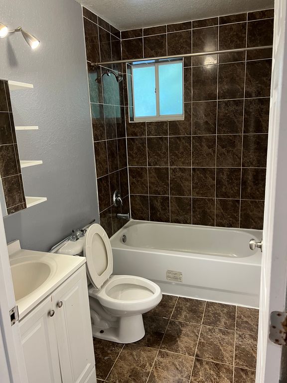 3411 NW Flagler Ter #B1, Miami, FL 33125 | Trulia