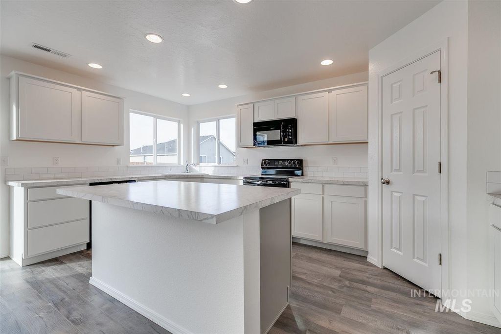 2846 W Silver Riv, Saint Meridian, ID 83646 - See Est. Value, Schools ...