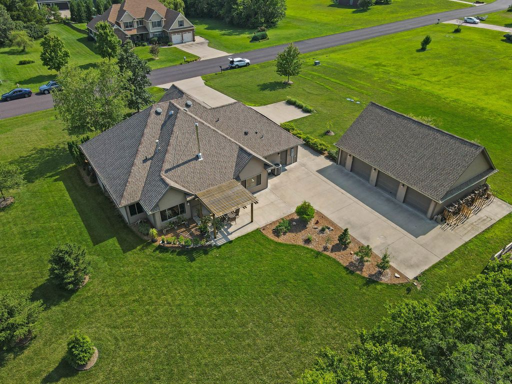 5175 E Rabbit Run Dr, Columbia, MO 65201 - See Est. Value, Schools & More