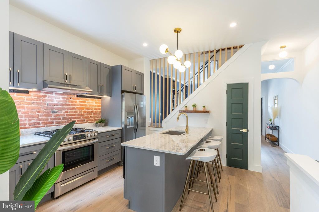 918 S 51st St, Philadelphia, PA 19143 - See Est. Value, Schools & More