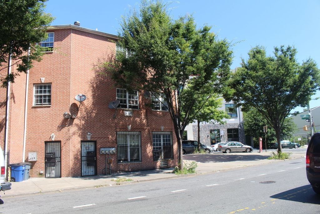 1579 E New York Ave #TH, Brooklyn, NY 11212 - See Est. Value, Schools ...