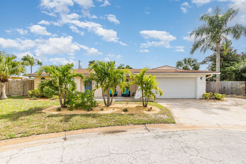 235 Bonnie Ct, Satellite Beach, FL 32937 - See Est. Value, Schools & More