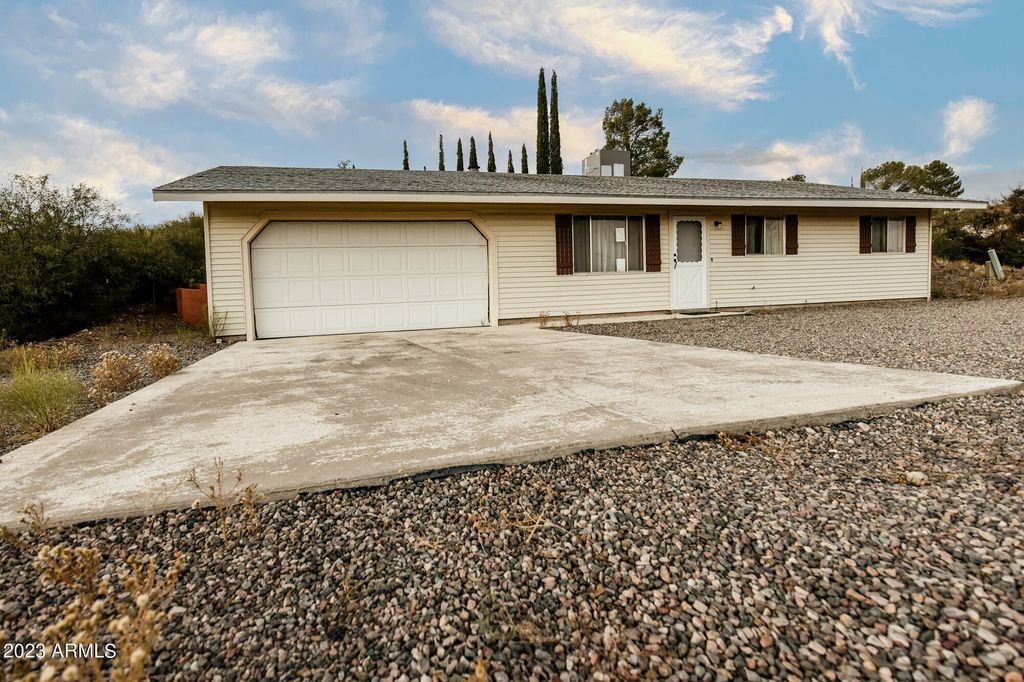 1007 S Hunt Ridge Dr, Globe, AZ 85501 - See Est. Value, Schools & More
