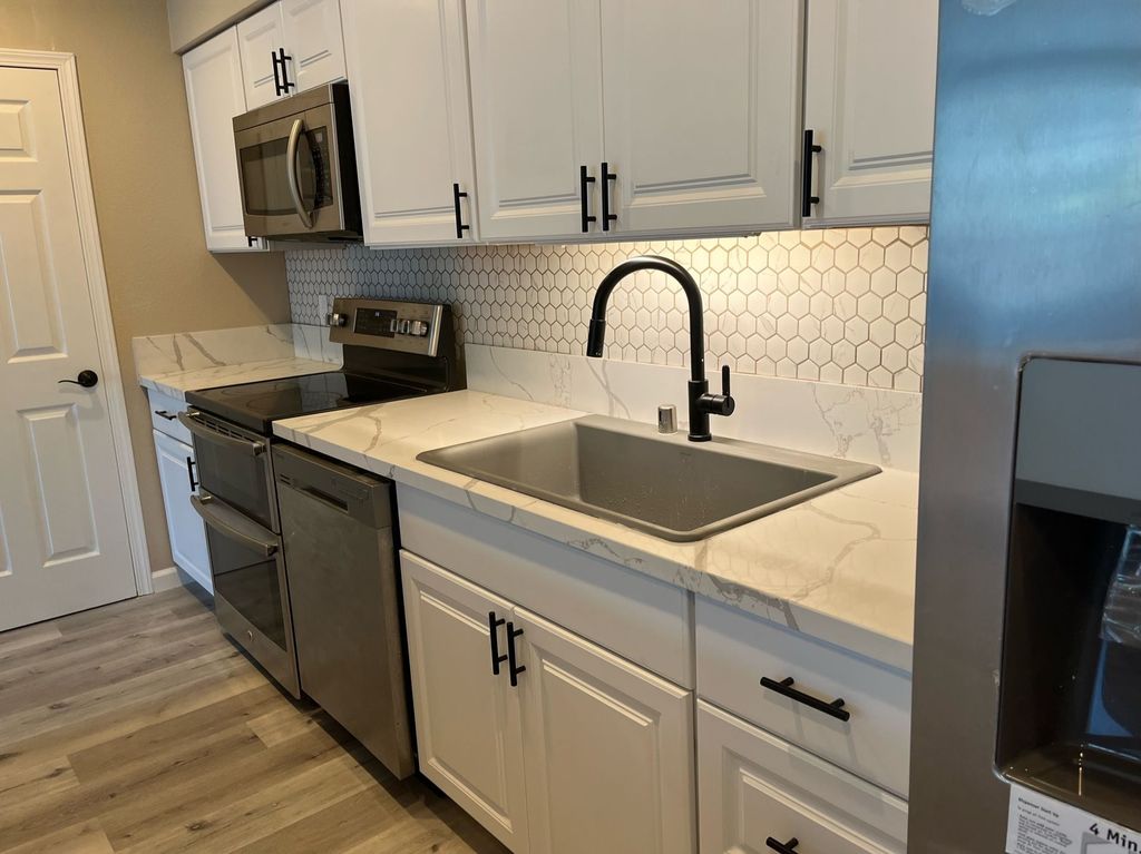 201 4th St #333, Del Mar, CA 92014 - See Est. Value, Schools & More