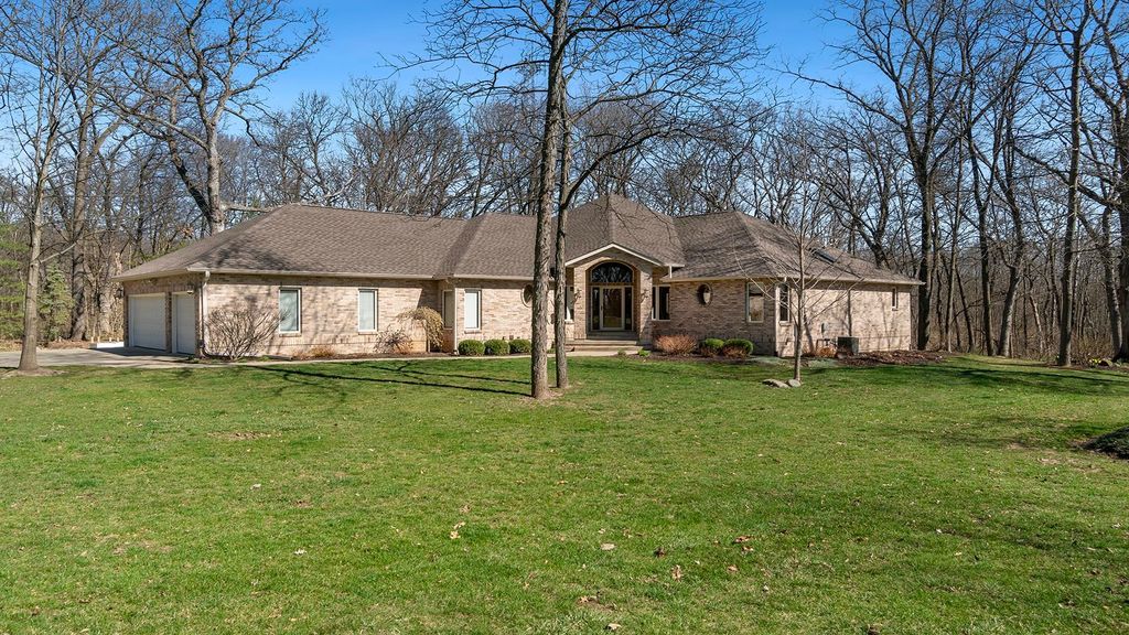 2874 E Orchid Ln, Oregon, IL 61061 - See Est. Value, Schools & More