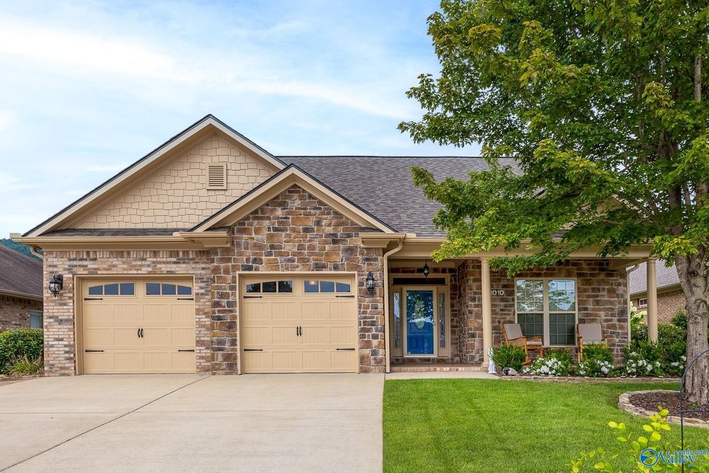 3010 Hampstead Dr SE #104, Owens Cross Roads, AL 35763 - See Est. Value ...