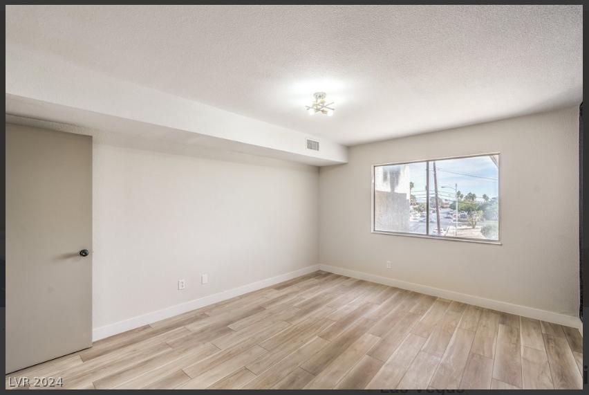 1405 Vegas Valley Dr #402, Winchester, NV 89169 | Trulia