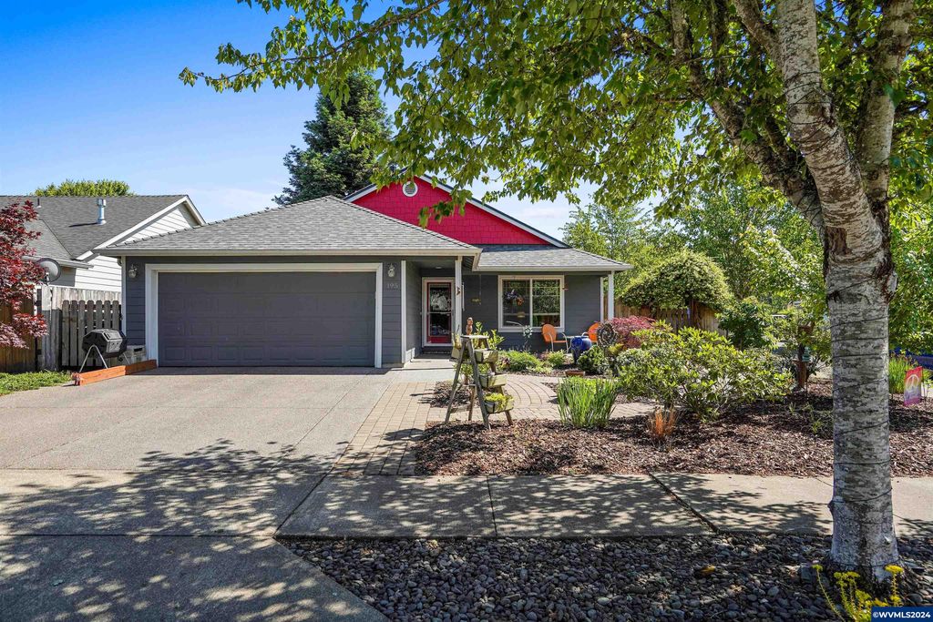 195 Independence Way, Independence, OR 97351 - See Est. Value, Schools ...