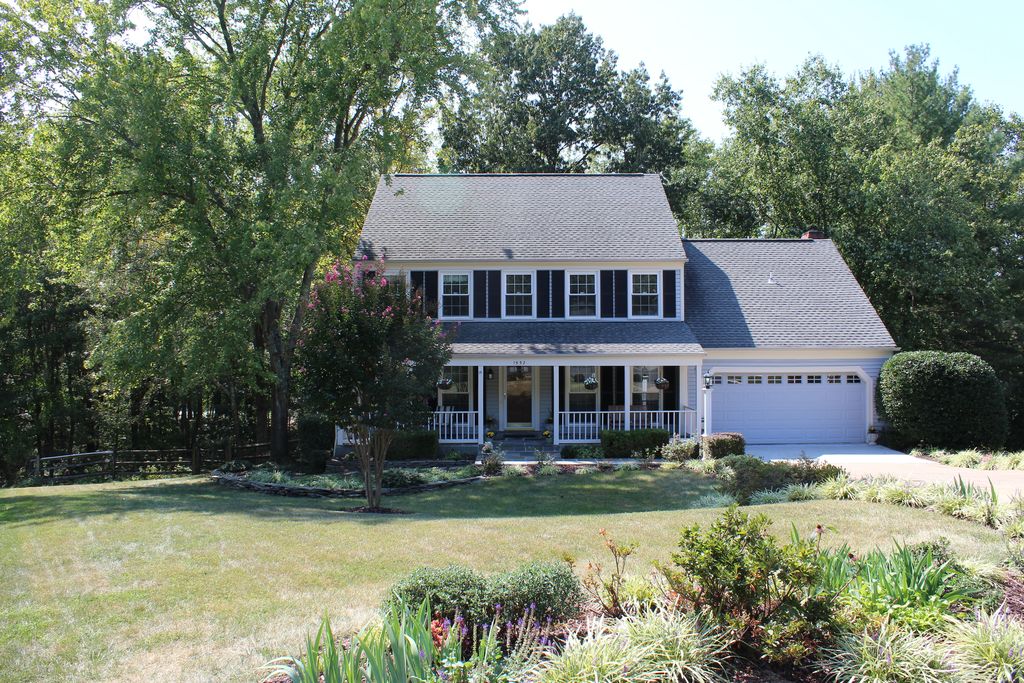 1552 Trails Edge Ln, Reston, VA 20194 - See Est. Value, Schools & More