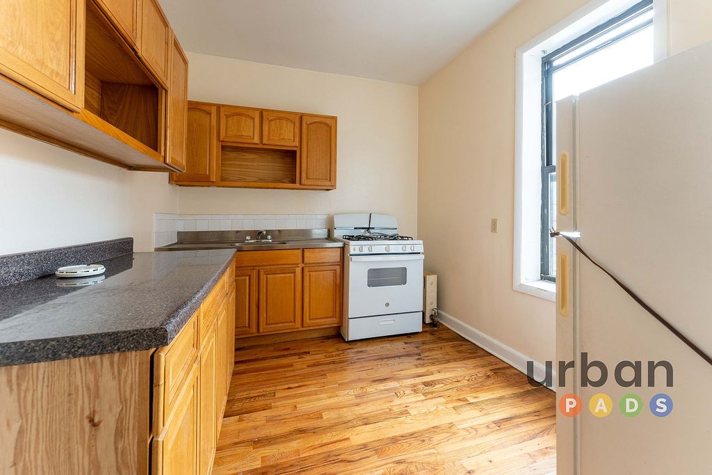 592 Albany Ave #4B, Brooklyn, NY 11203 - See Est. Value, Schools & More