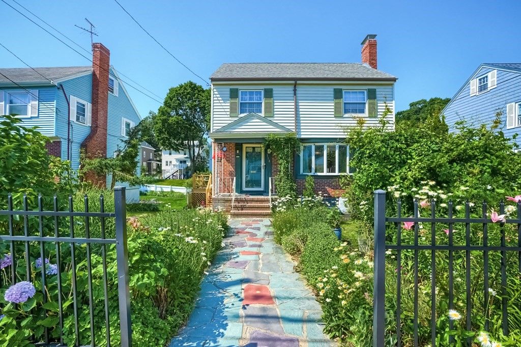 118 Dent St, West Roxbury, MA 02132 - See Est. Value, Schools & More