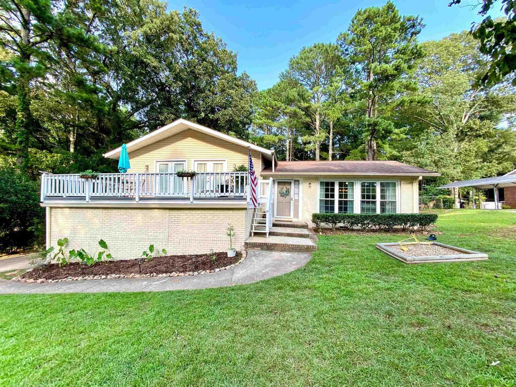 209 Collier St, Hogansville, GA 30230 - See Est. Value, Schools & More