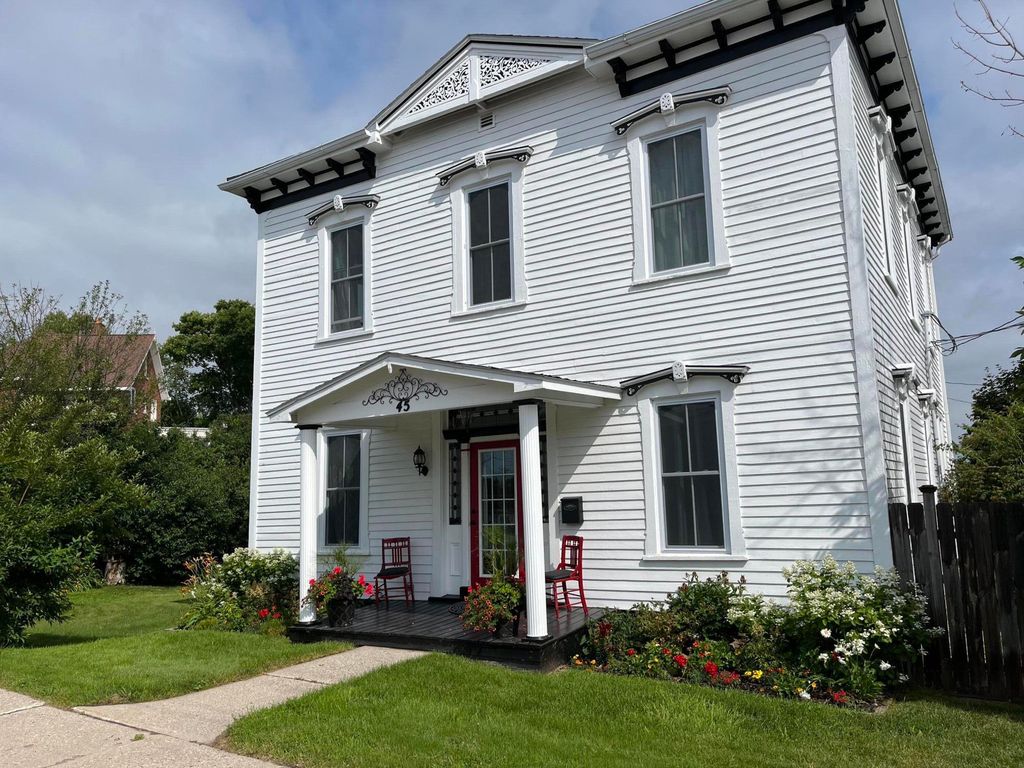 45 Truckey St, Saint Ignace, MI 49781 - See Est. Value, Schools & More