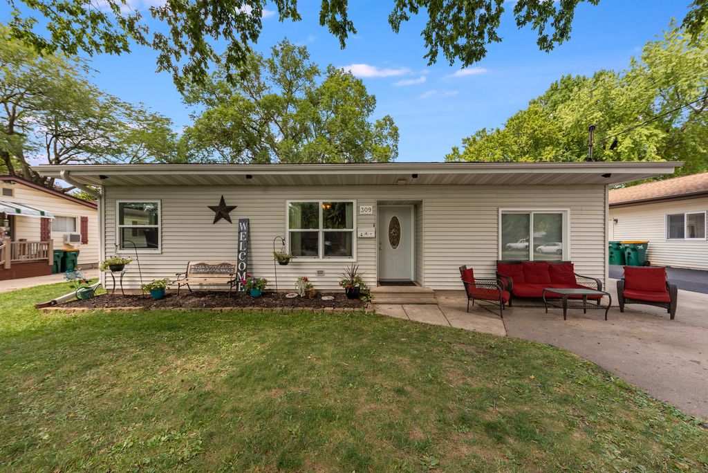 309 E Prairie St, Plano, IL 60545 | Trulia