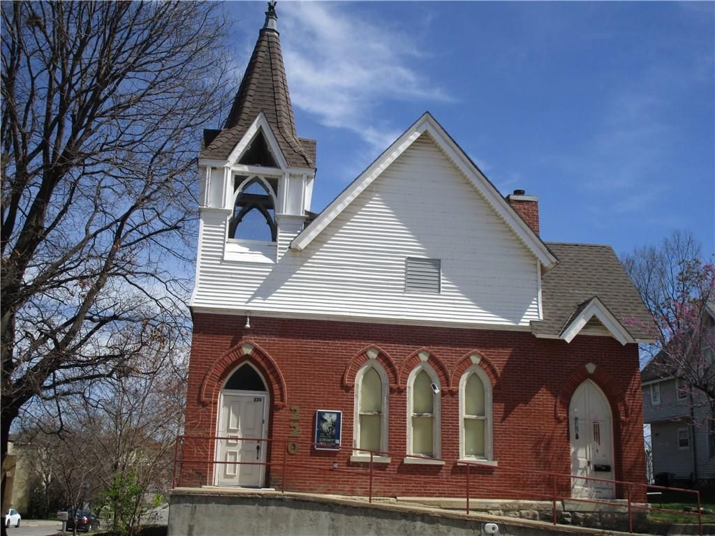 220 N 9th St, Atchison, KS 66002 | MLS# 2483915 | Trulia