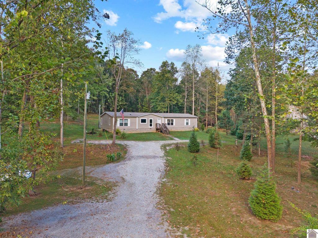 612 Highway 295 N, Kuttawa, KY 42055 | MLS# 134121 | Trulia