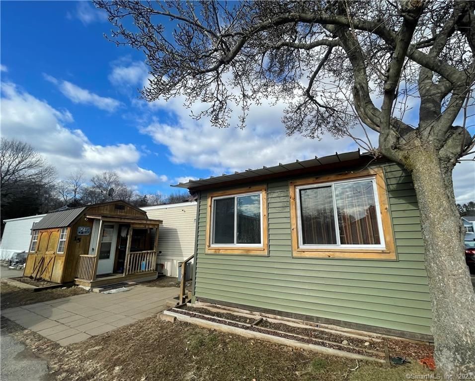 1290 North Rd #15, Groton, CT 06340 - See Est. Value, Schools & More