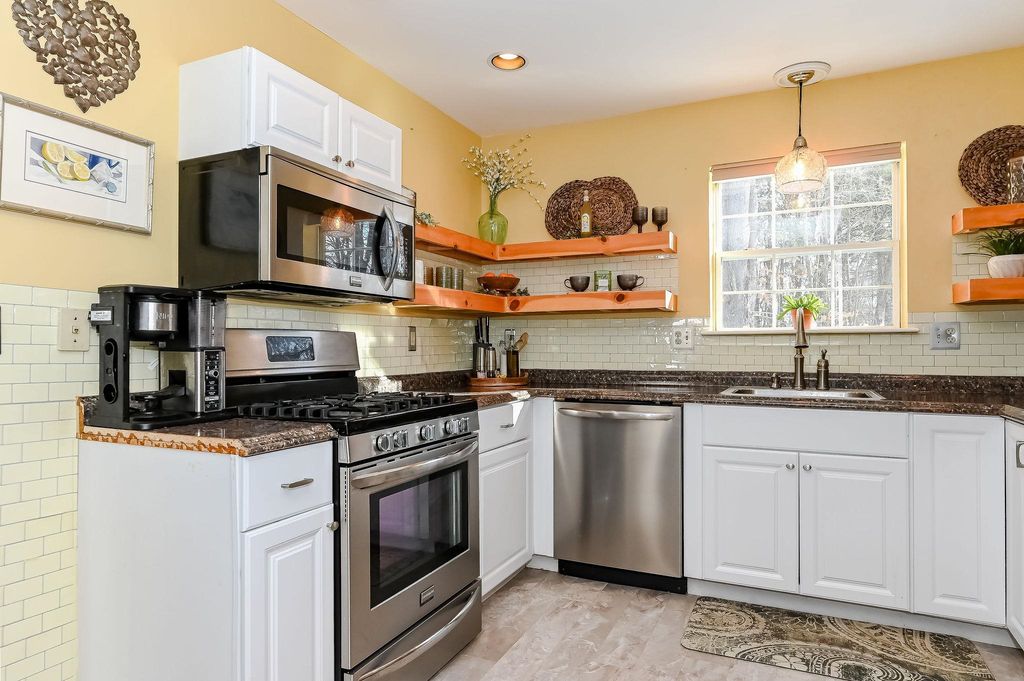 2 Tampa Drive #D-1, Rochester, NH 03867 - See Est. Value, Schools & More