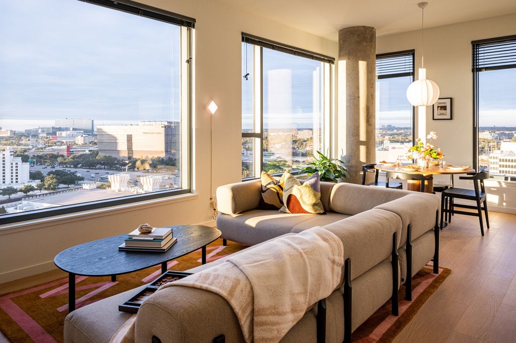 1930 Hi Line Dr #1913, Dallas, TX 75207 - See Est. Value, Schools & More