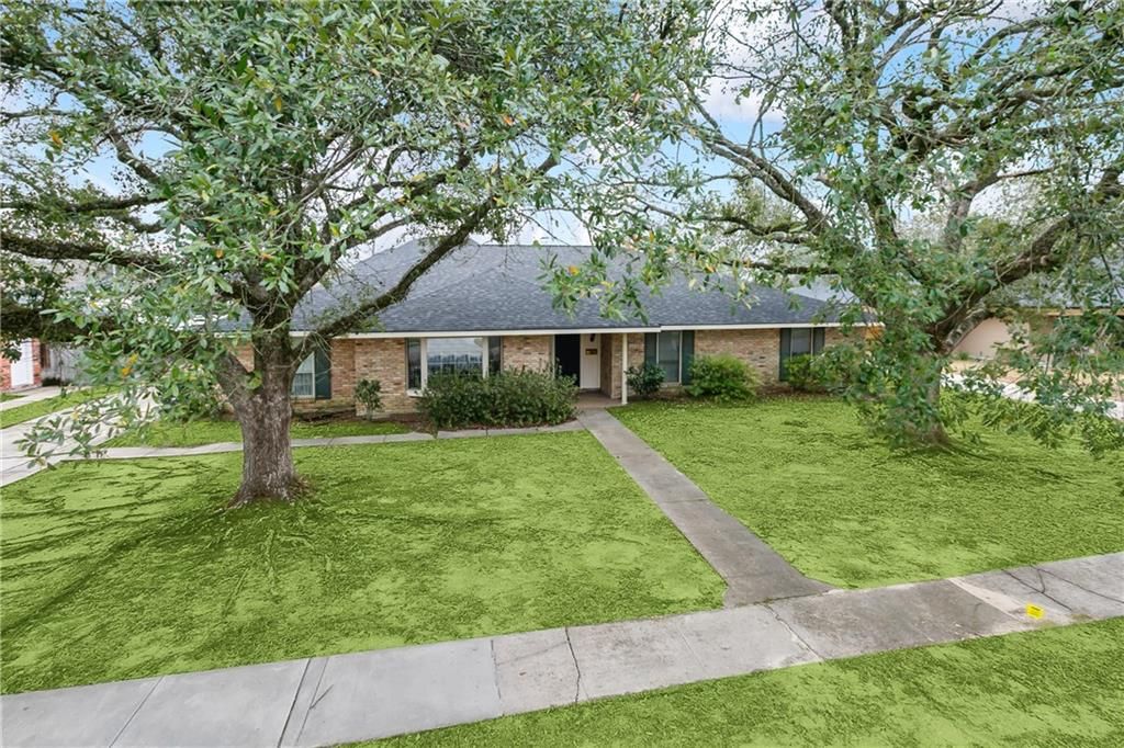 210 College Dr, Hammond, LA 70401 - See Est. Value, Schools & More