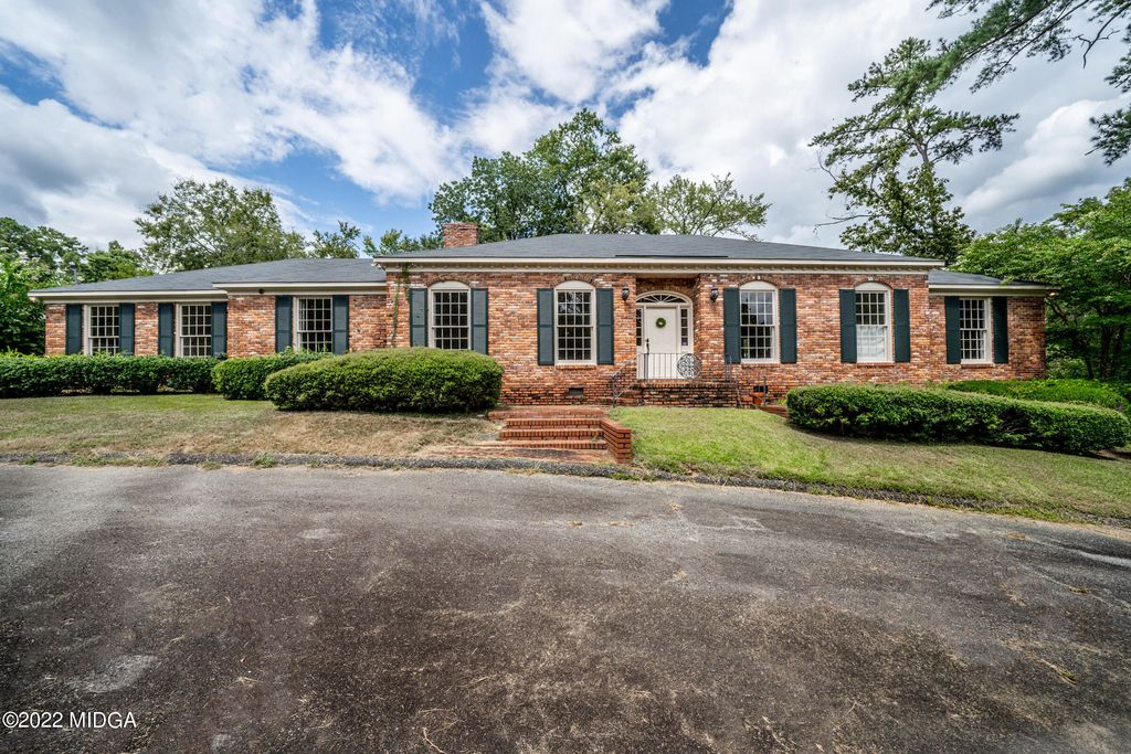 620 Rosa Taylor Dr, Macon, GA 31204 - See Est. Value, Schools & More