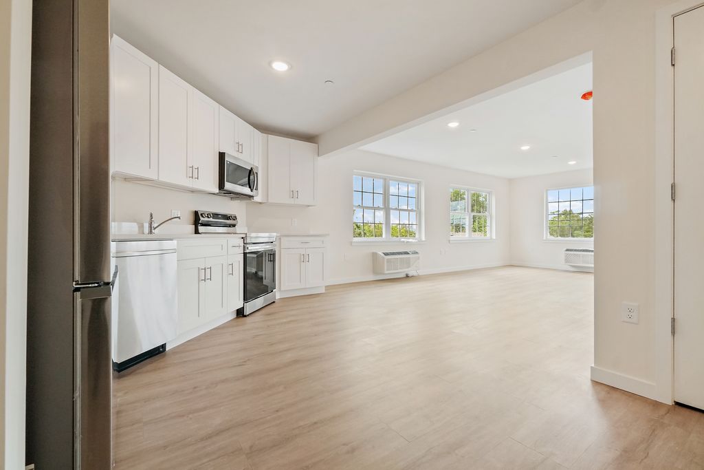 200 Bergen Blvd #303, Fairview, NJ 07022 | Trulia