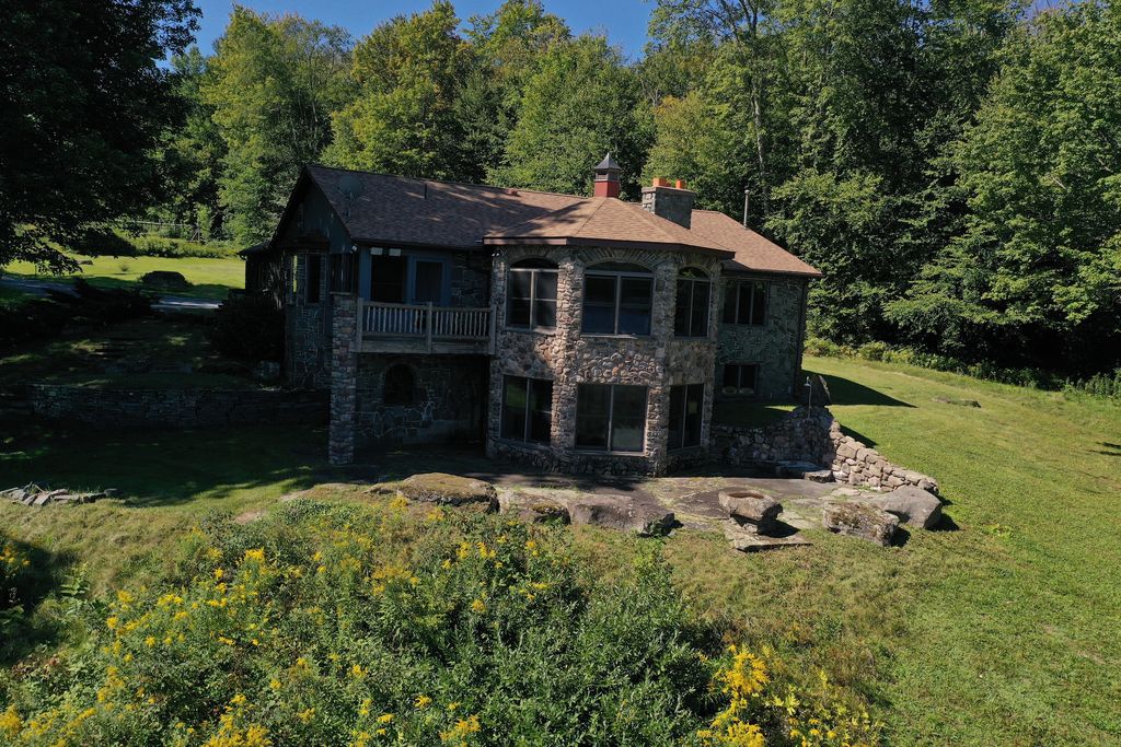 70 Spring Wood Trl, Honesdale, PA 18431 | Trulia