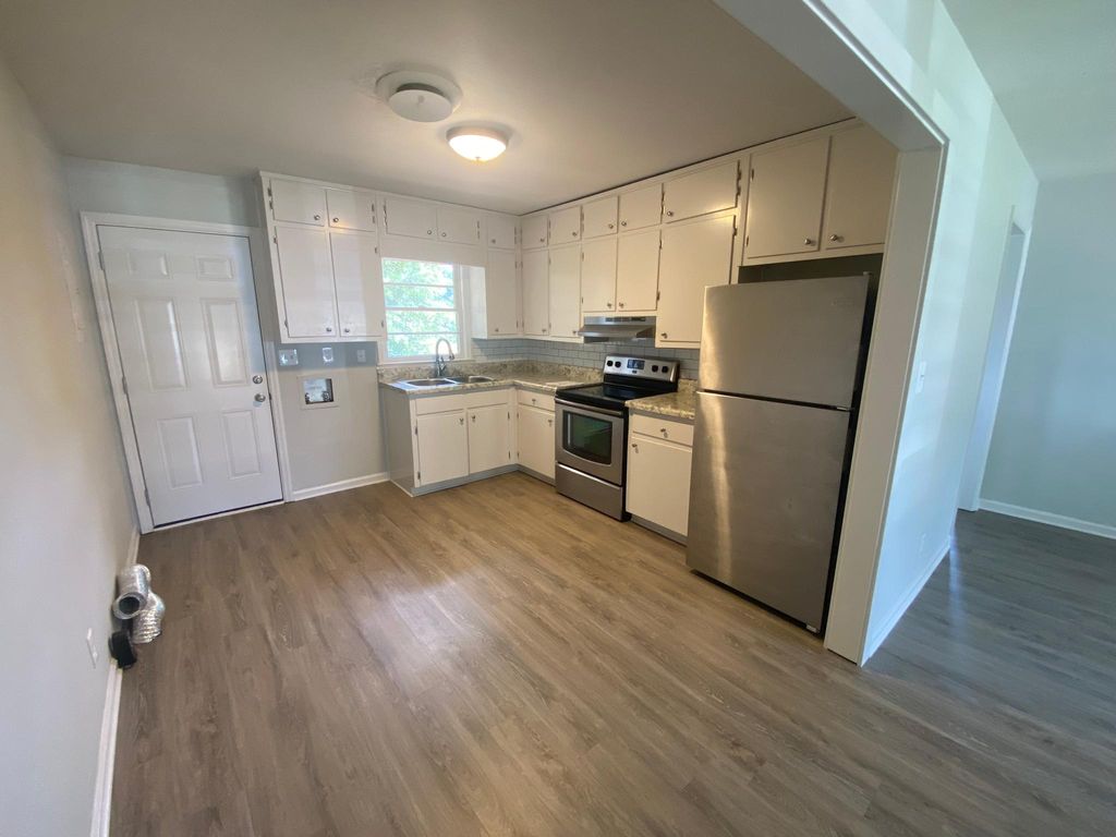 484 W Crogan St #C, Lawrenceville, GA 30046 - See Est. Value, Schools ...