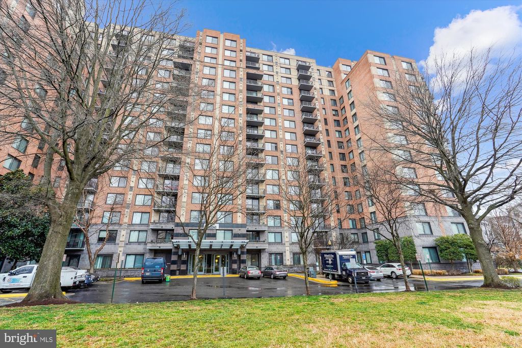 2451 Midtown Ave #1323, Alexandria, VA 22303 - See Est. Value, Schools ...