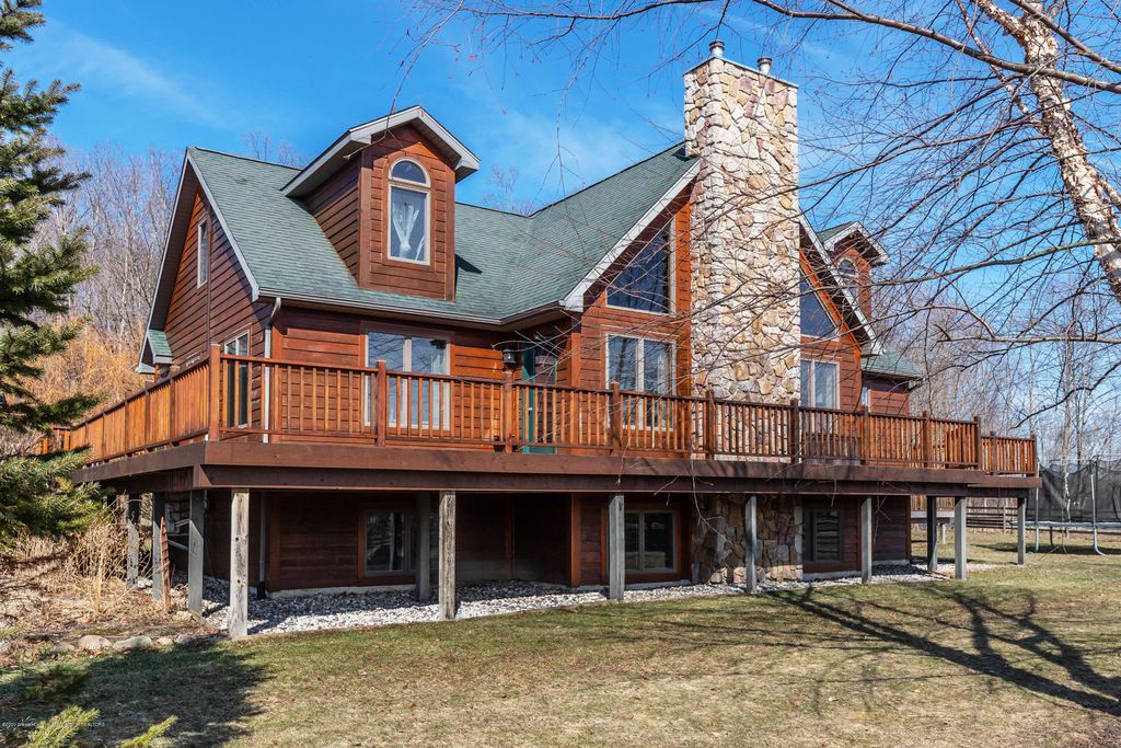 4433 Sleight Rd, Bath, MI 48808 - See Est. Value, Schools & More