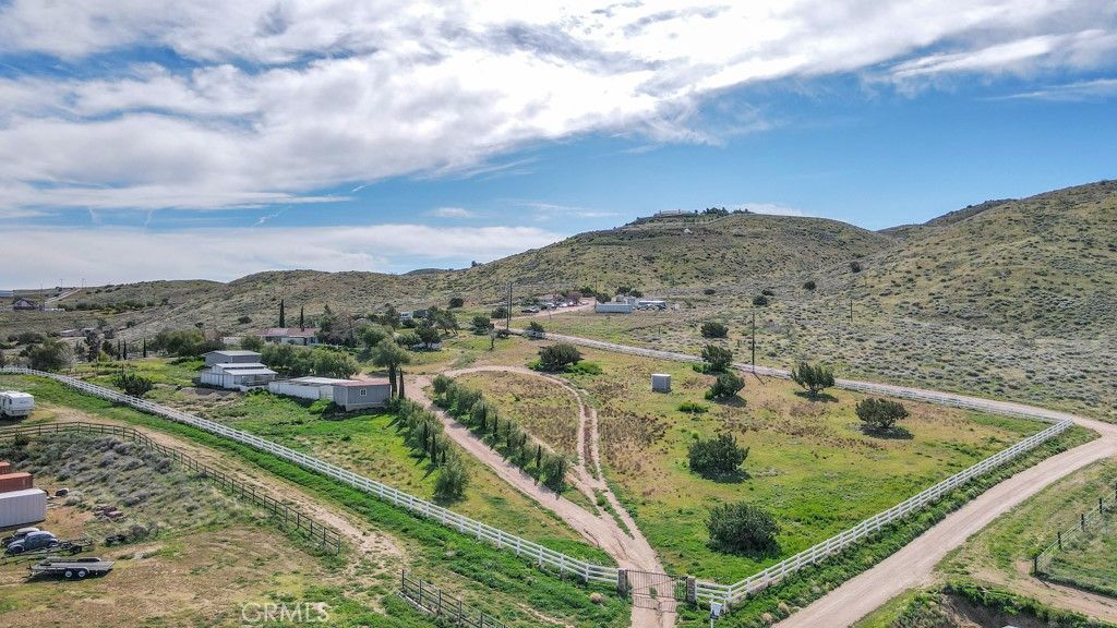 1836 Carson Mesa Rd, Palmdale, CA 93550 | MLS# SR24050686 | Trulia