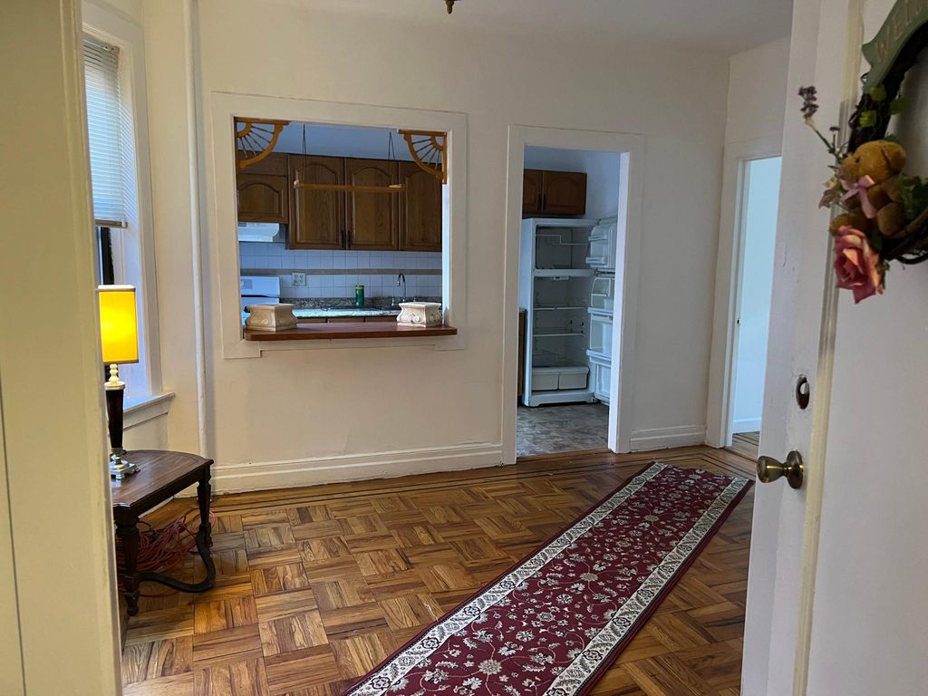 1457 White Plains Rd #1, Bronx, NY 10462 - See Est. Value, Schools & More
