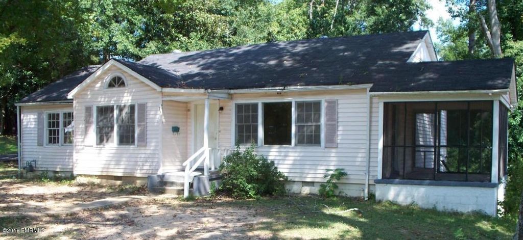 2026 28th Ave, Meridian, MS 39301 - See Est. Value, Schools & More