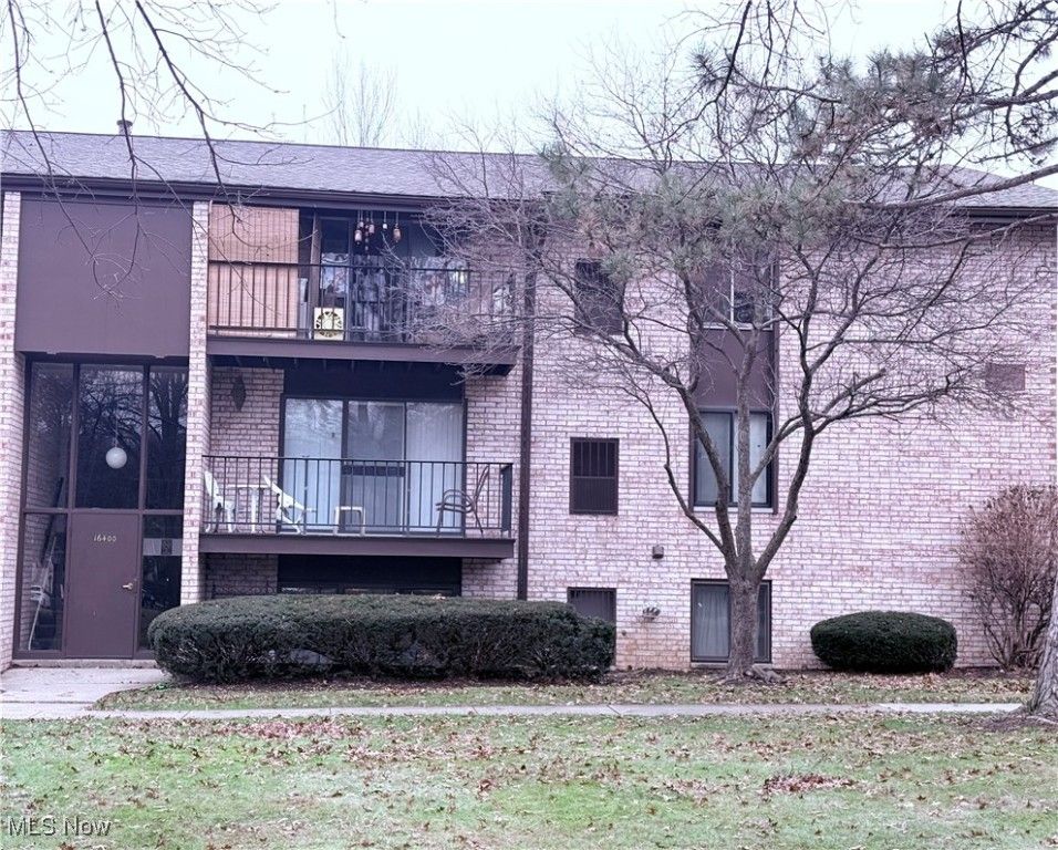 16400 Heather Ln #302, Cleveland, OH 44130 | MLS# 5180522 - Trulia | Trulia